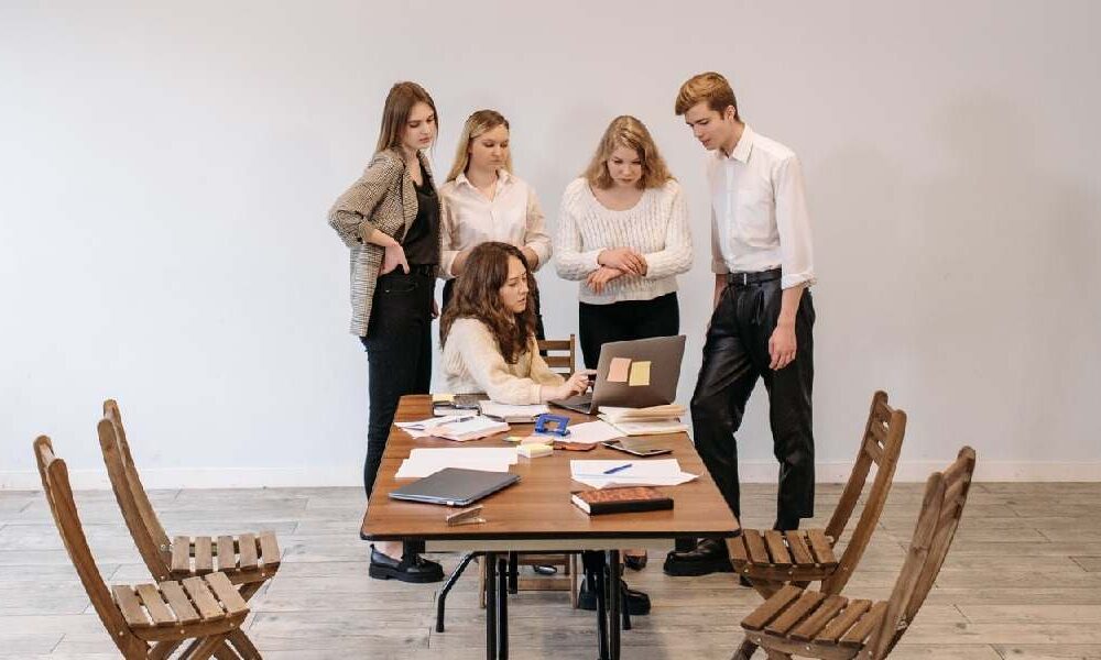 Deciding Factors: 8 Things To Consider Before Starting a Business ...
